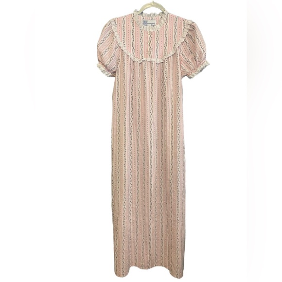 Lanz of Salzburg | Intimates & Sleepwear | Lanz Of Salzburg Accentuette ...